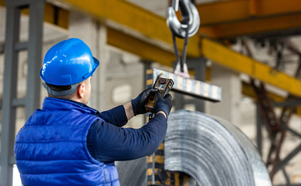 Stop Crane Downtime from Killing Your Projects—Here’s How to Fix It